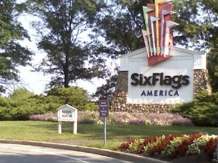 Six Flags adds security after “Fright Fest” fight - JusticeNewsFlash.com