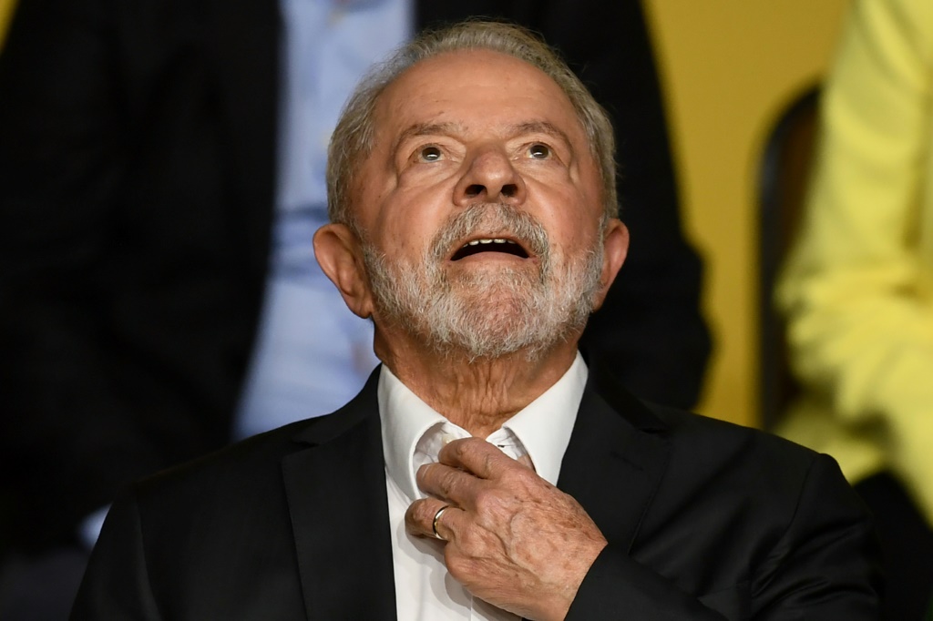 Brazil's new head of state, Lula, rose from the ashes at the age of 77 ...